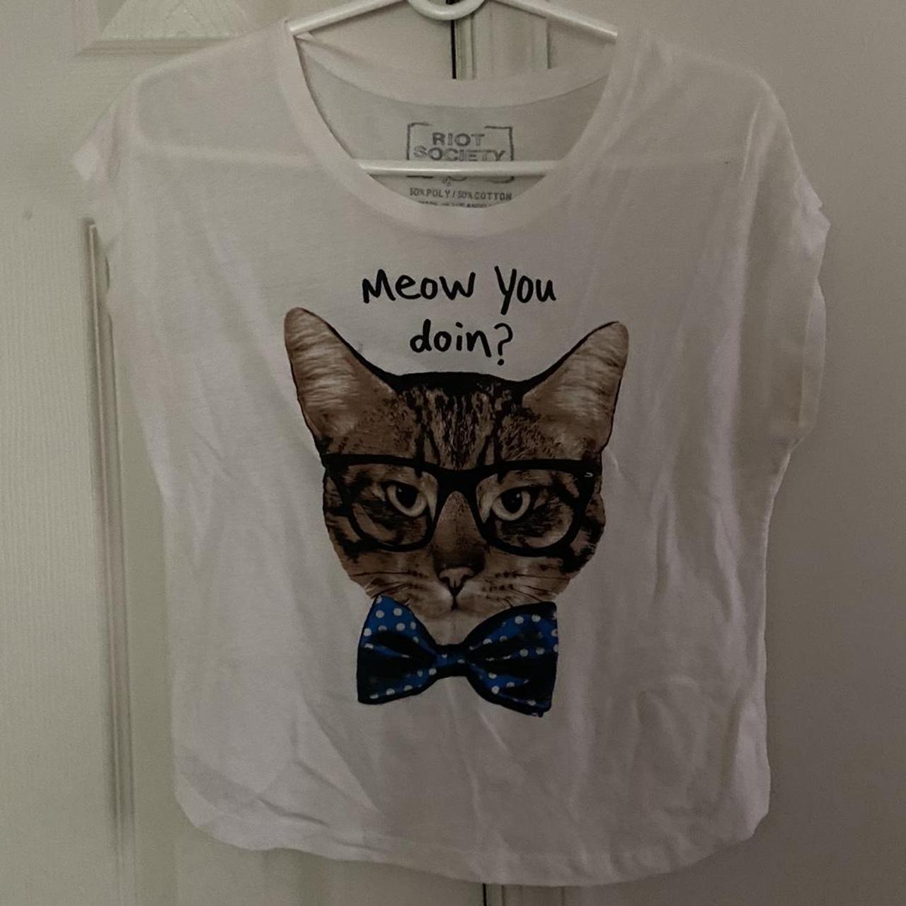 Funny cat graphic tee, fits like a women’s XS/S... - Depop