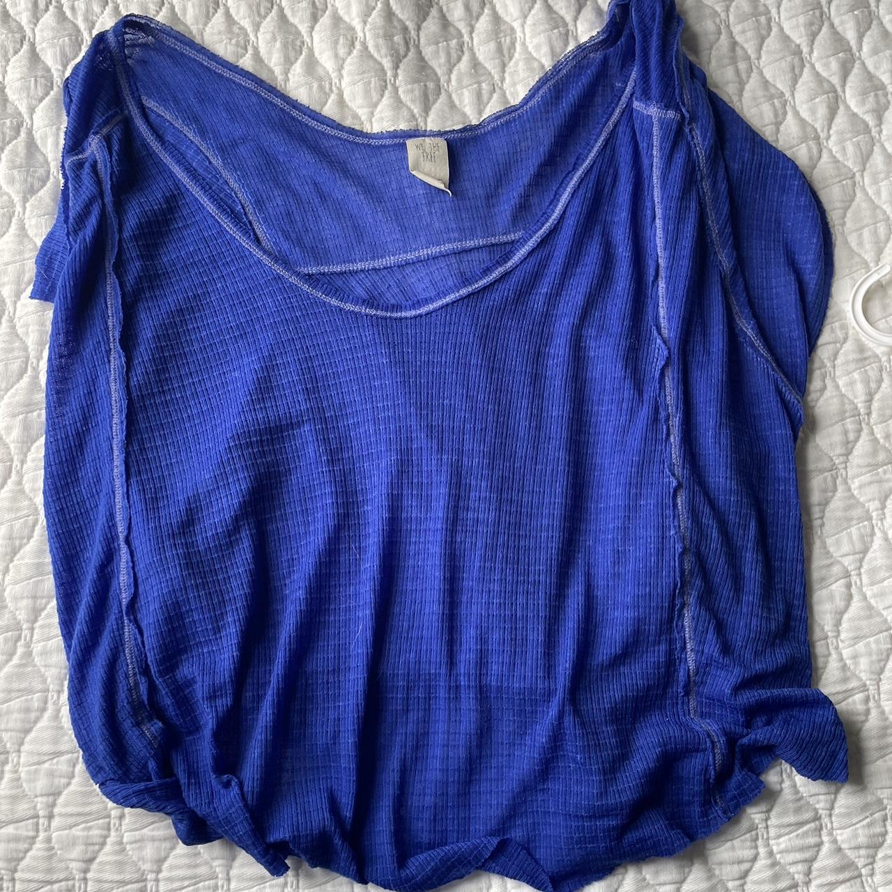 Free People Women's Blue T-shirt | Depop