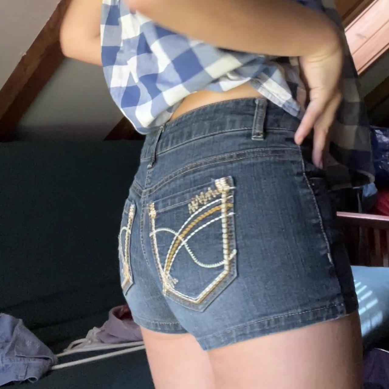 Low rise booty shorts - Depop