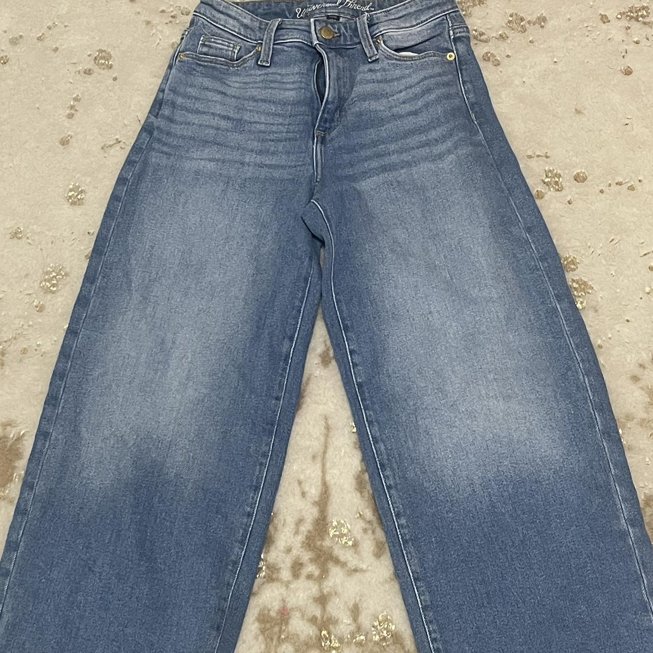 Wide legged universal thread jeans - Depop