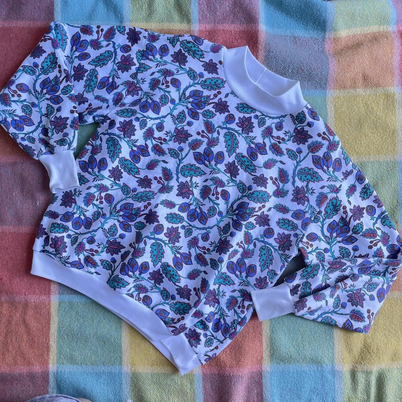 Vintage Homemade Jumper Light pilling Size S/M see... - Depop