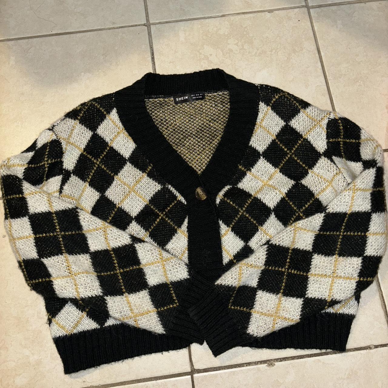 Small checkered cardigan - Depop