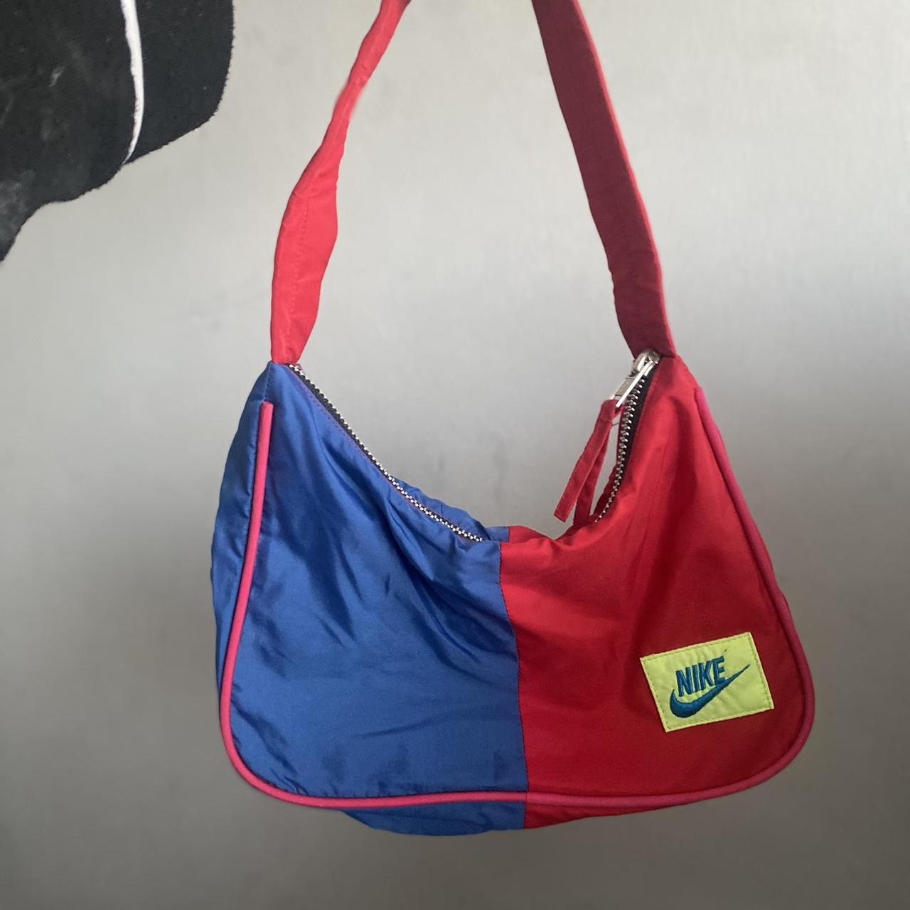 Small red and blue Nike bag - Depop