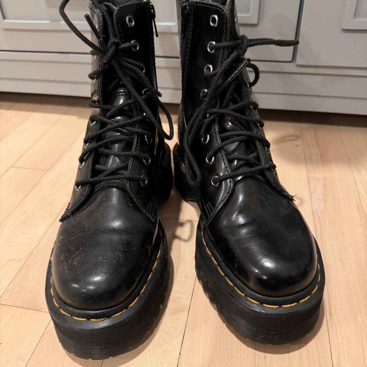 Platform doc martens Shiny leather - Depop