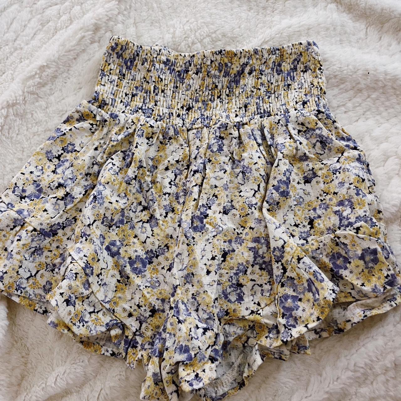 wild fable flowy shorts - in good condition, no... - Depop