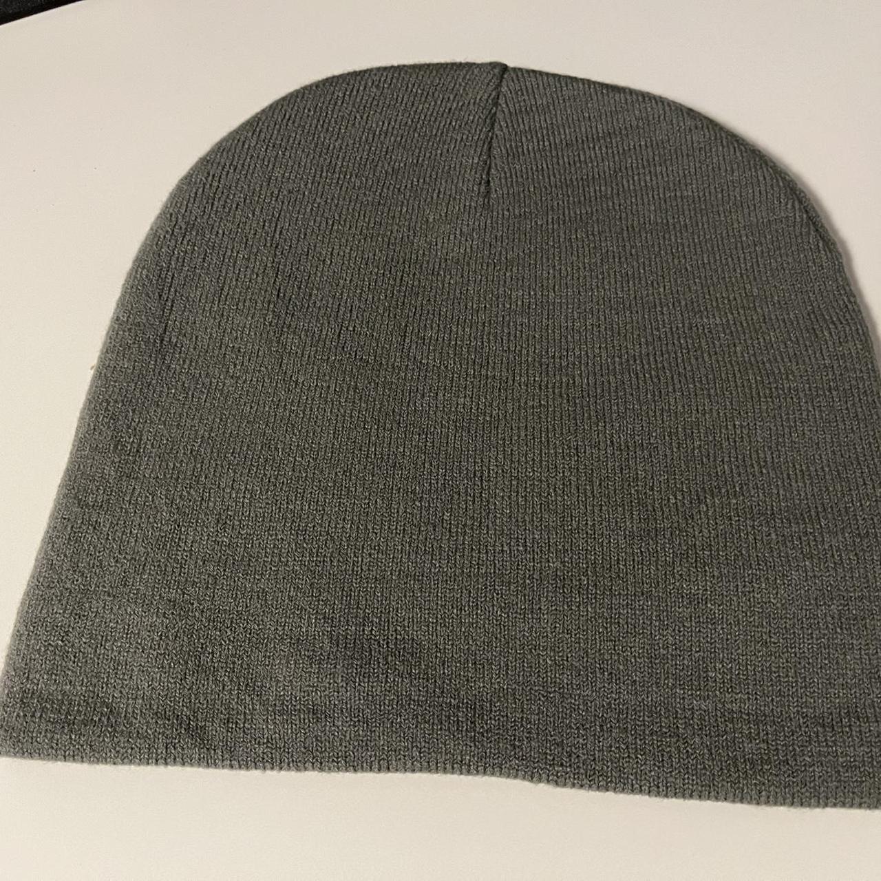 Hellstar beanie hat in grey and white, just the... | Depop