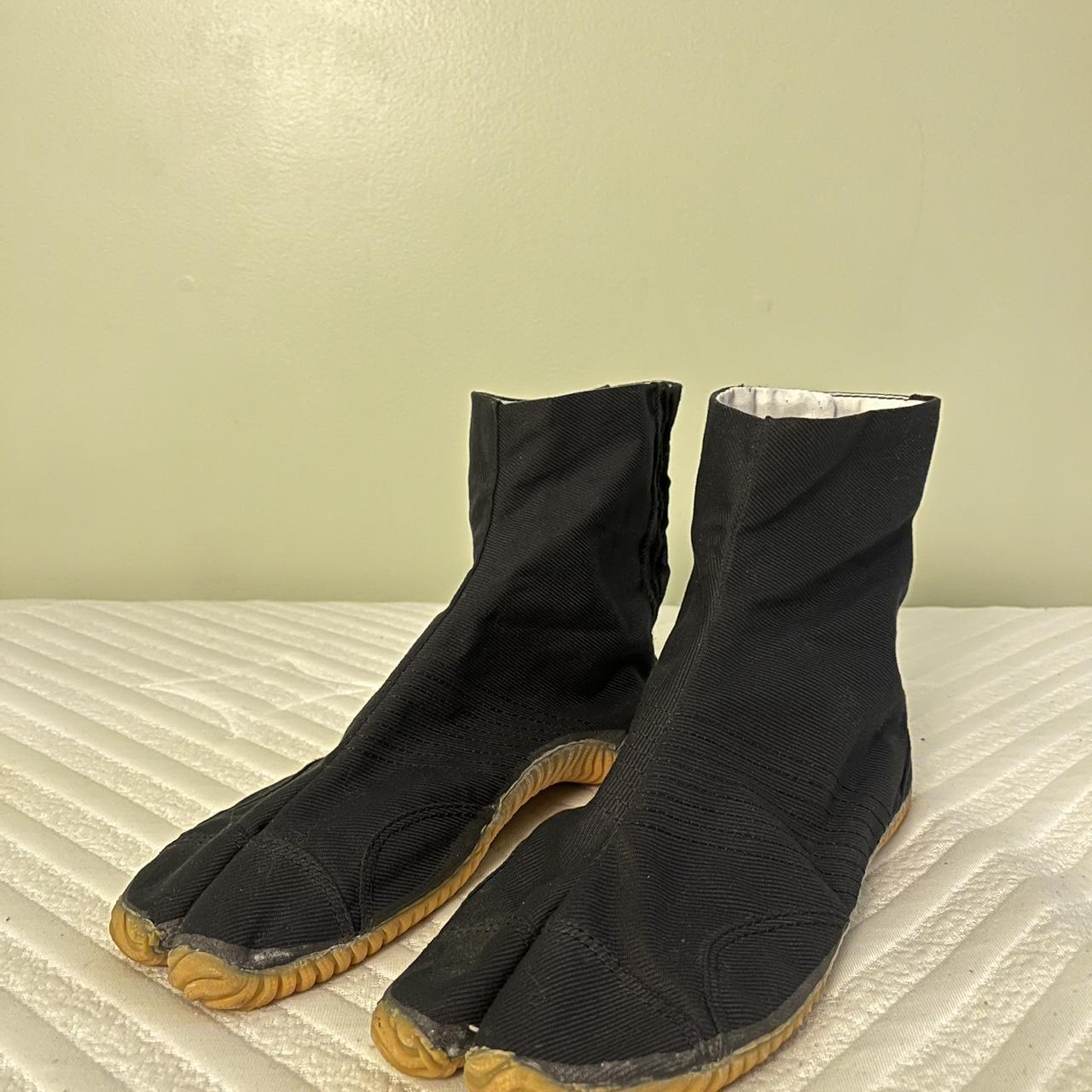 repop :) not my size- Slightly used Marugo Jog 6... - Depop