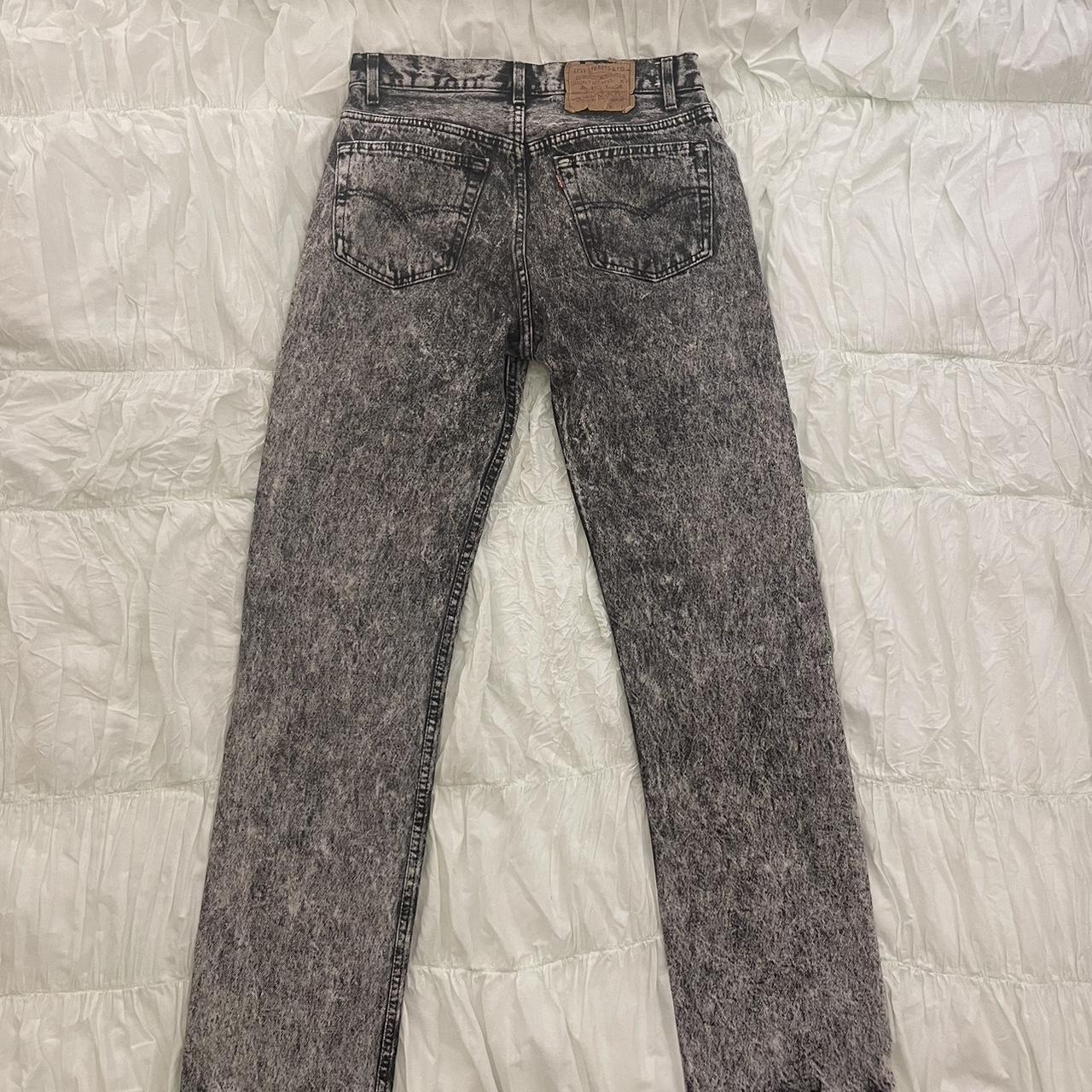 Vintage Levi’s Grey Acid Wash Jeans W32 L 34 - Depop