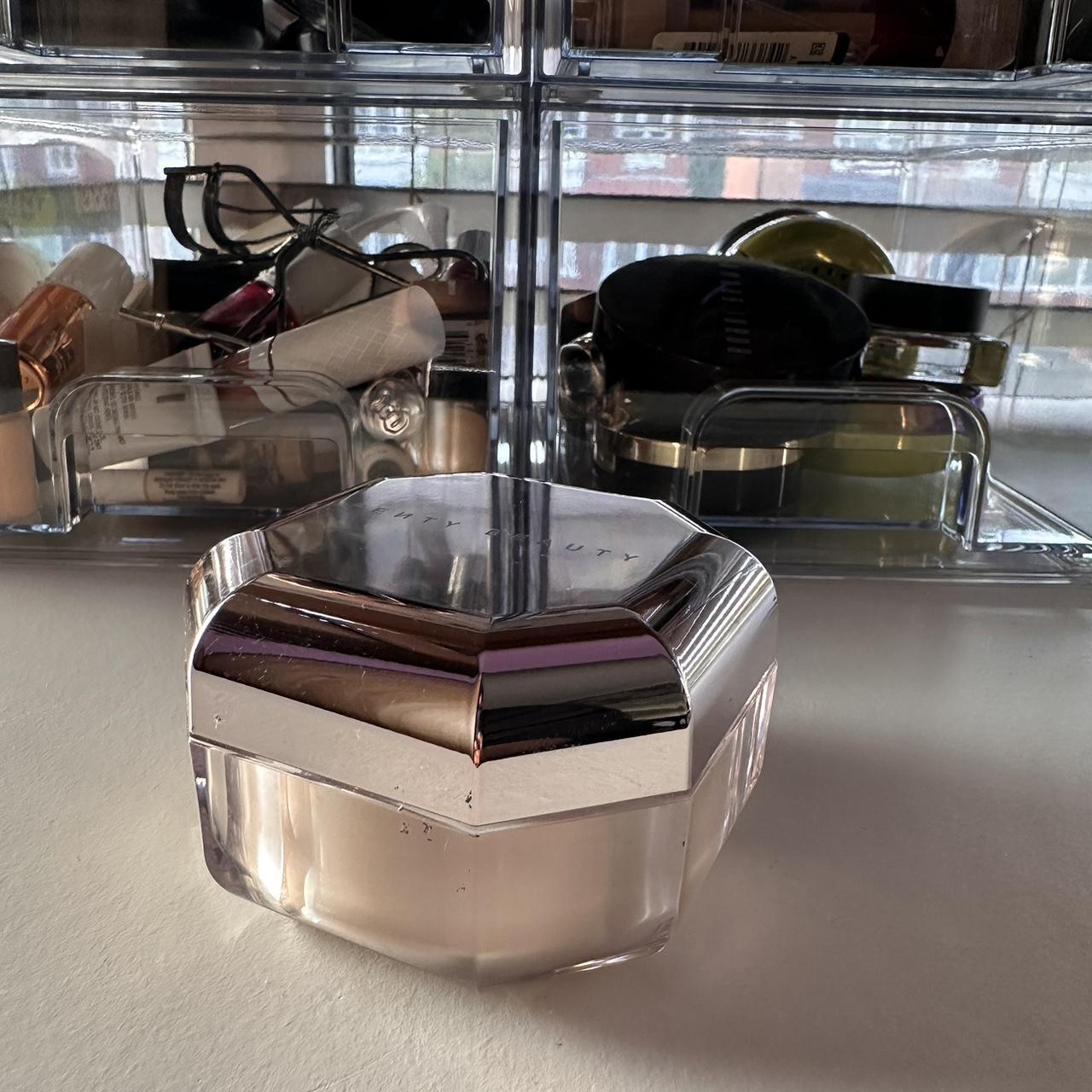 FENTY Pro Filt R Loose Instant Retouch Powder in... - Depop