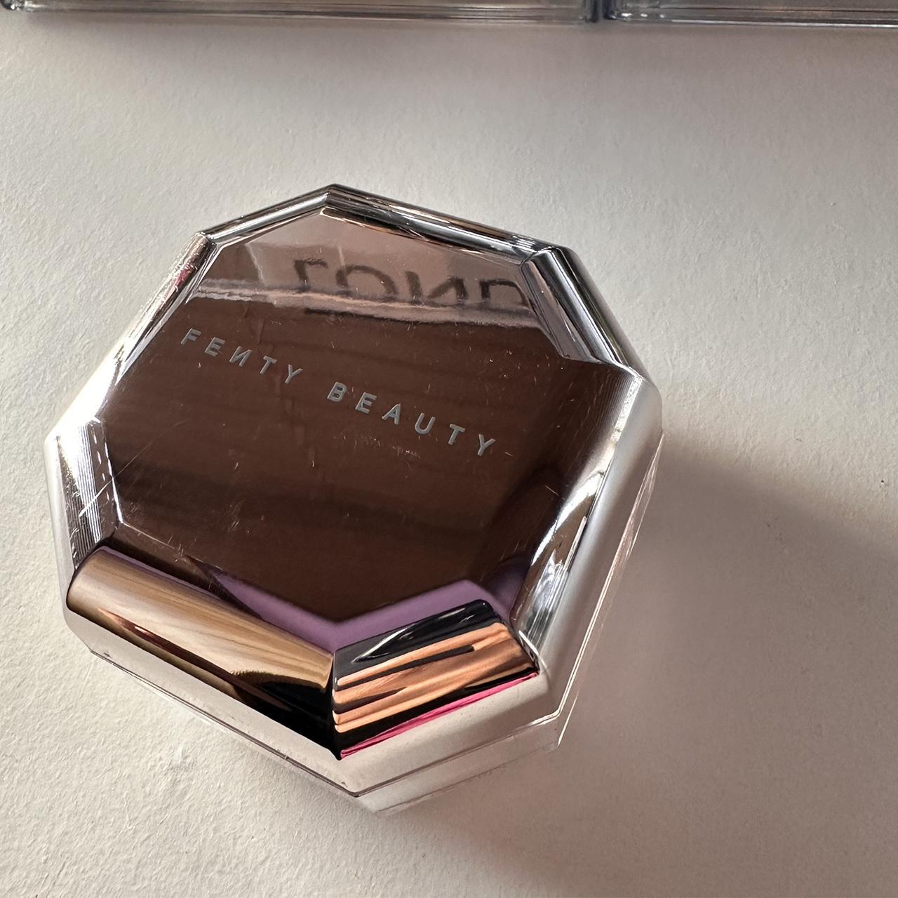 FENTY Pro Filt R Loose Instant Retouch Powder in... - Depop