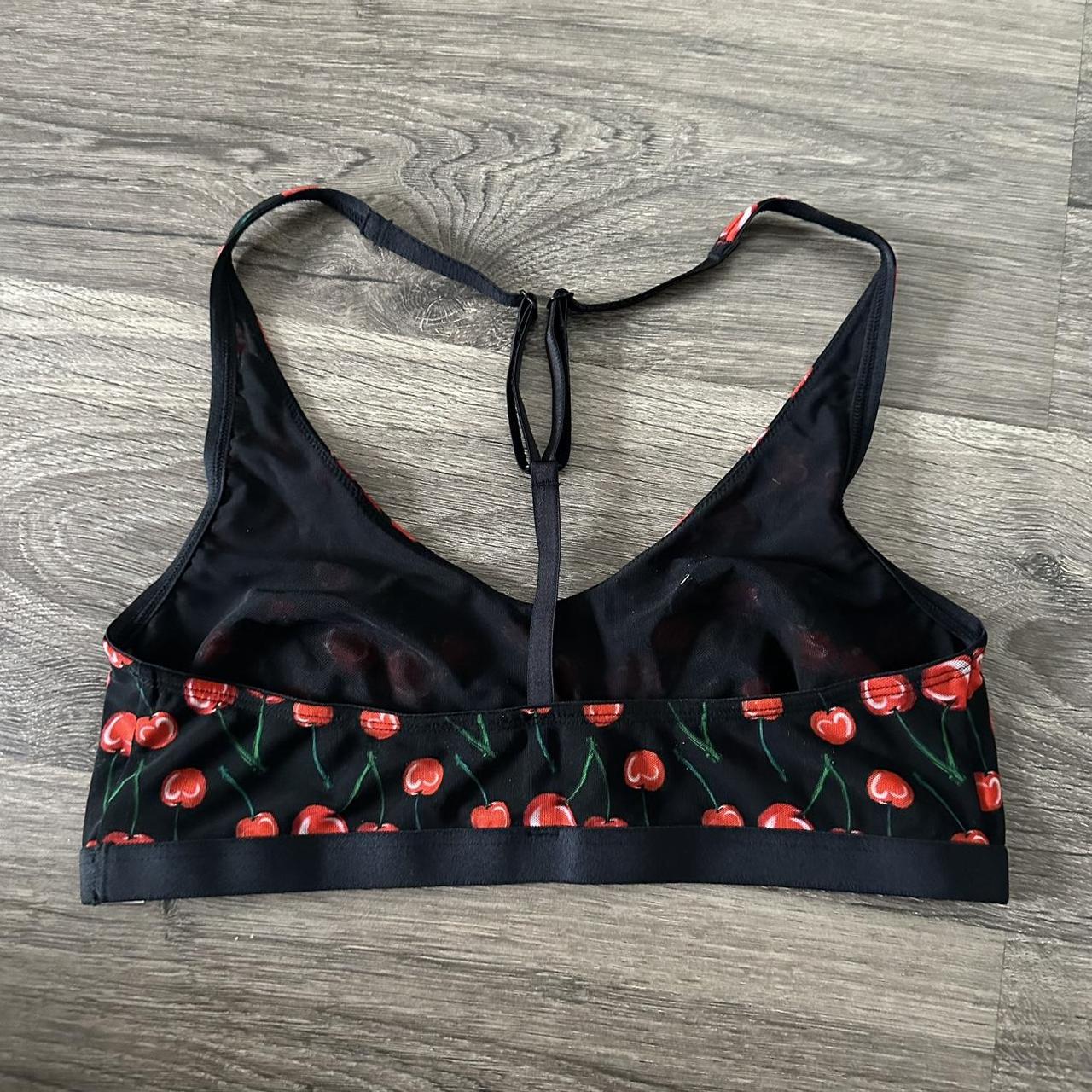 Parade Women's Black and Red Bra | Depop