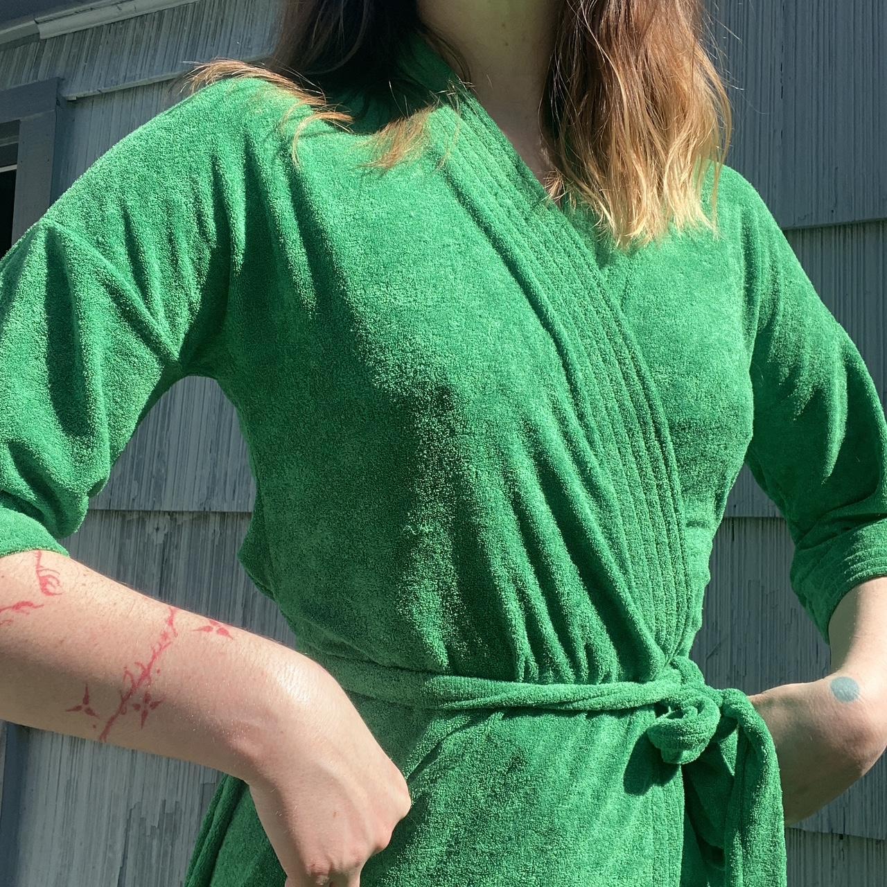 Vibrant Vintage 70s Niki-Lu Kelly Green Terry Cloth... | Depop