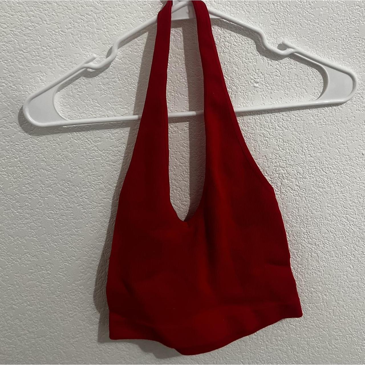 red halter top size small rlly does make the... - Depop