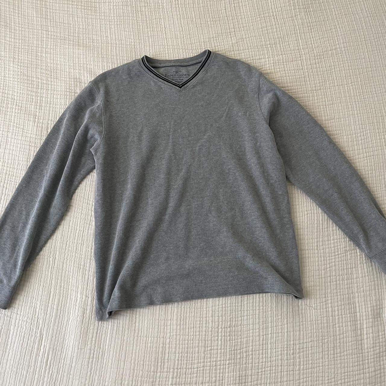 basic grey sweater #sweater #vintage - Depop