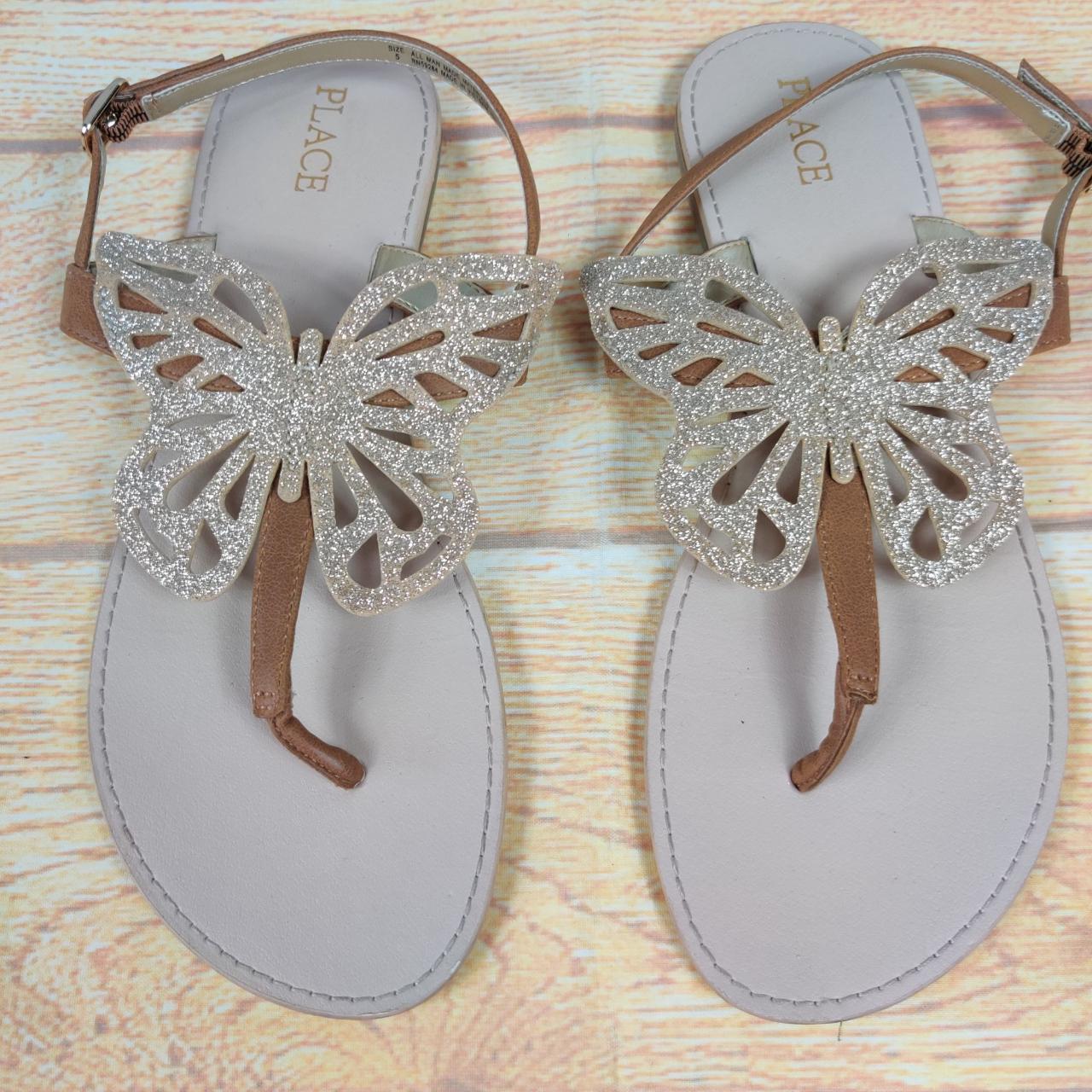 Features: • Children's Palace girls sandals •... - Depop