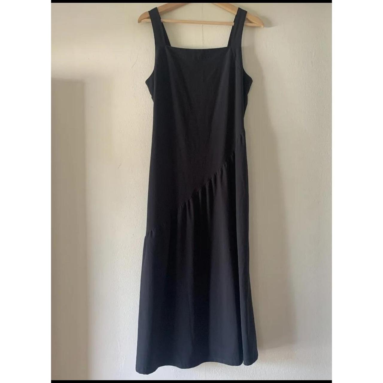 Black Smartwool Merino Sport Midi Dress Size S Women's - Depop