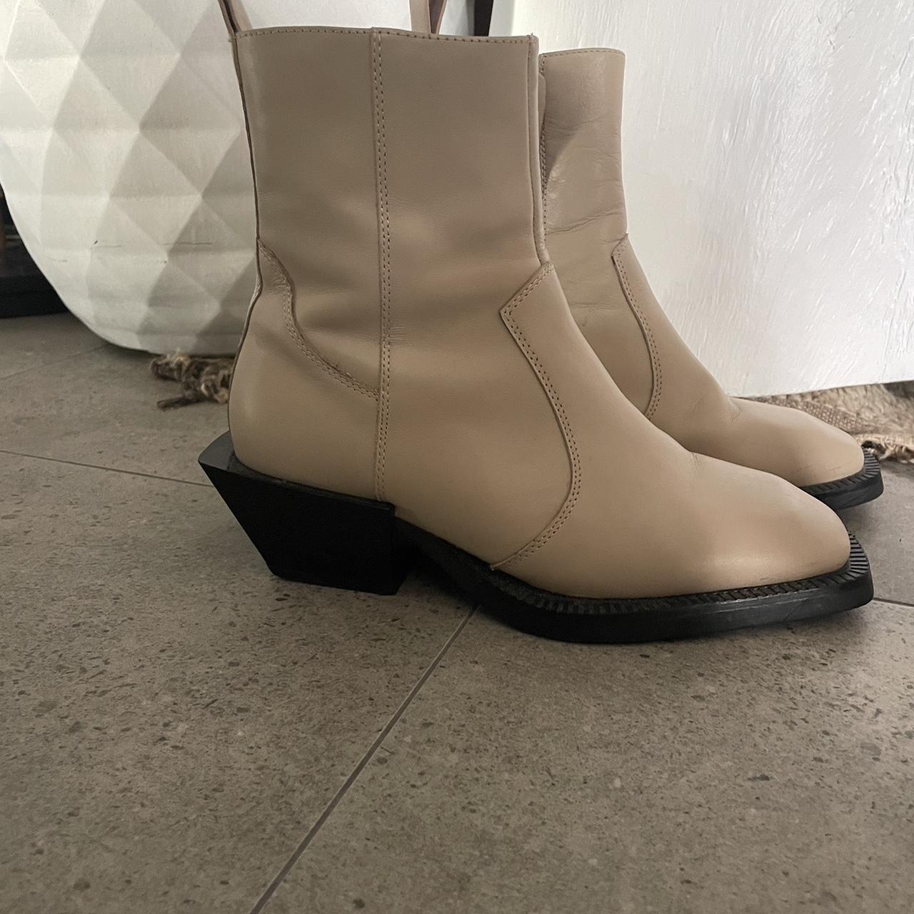 Alias Mae Petra boot in cream - size 5 / 35 - RRP... - Depop