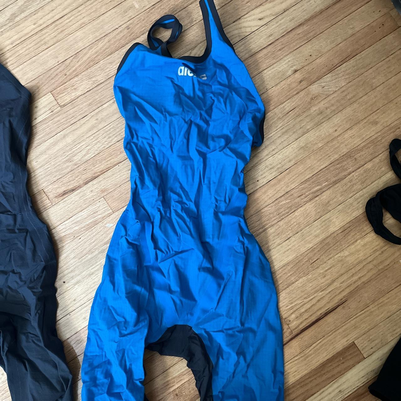 6 different tech suits All decent quality and... - Depop