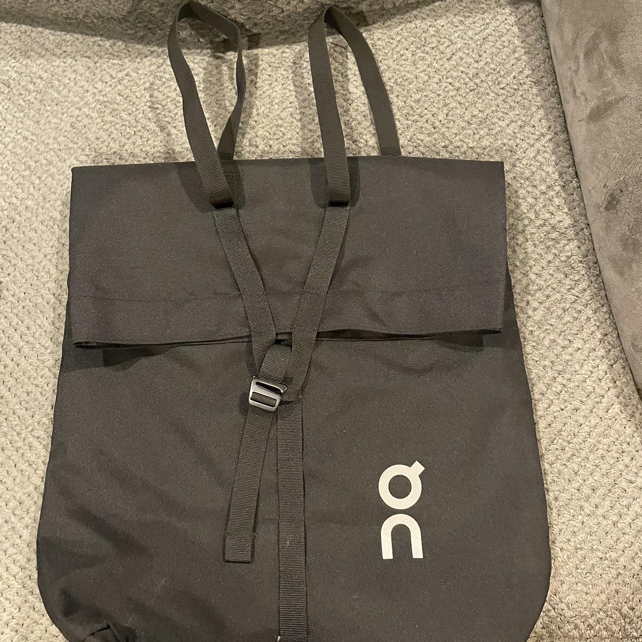 On Running Bag/ On Cloud Running Bag #onrunning - Depop
