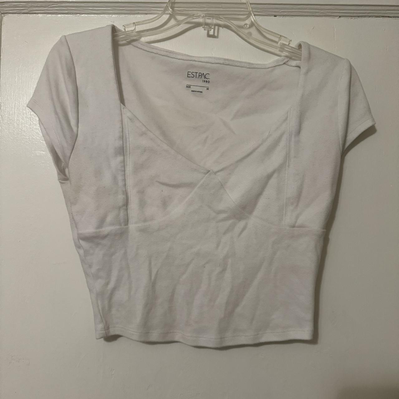 PacSun basic white T with some corset detailing Size M - Depop