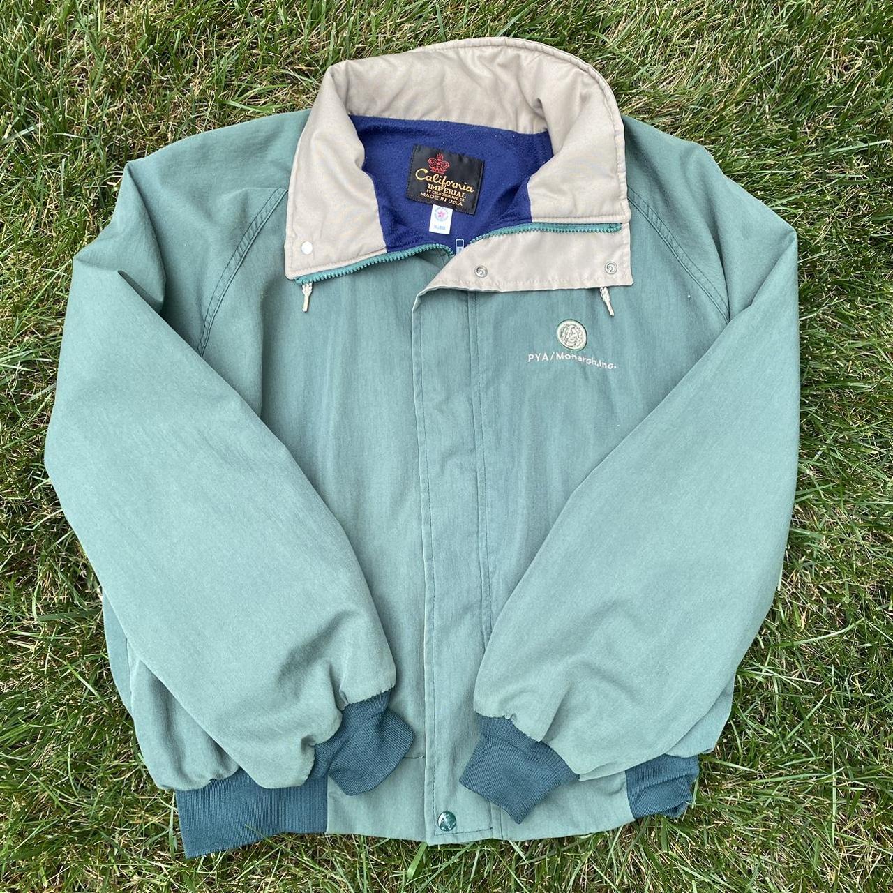 Vintage green zip up jacket Fits smaller then xl - Depop