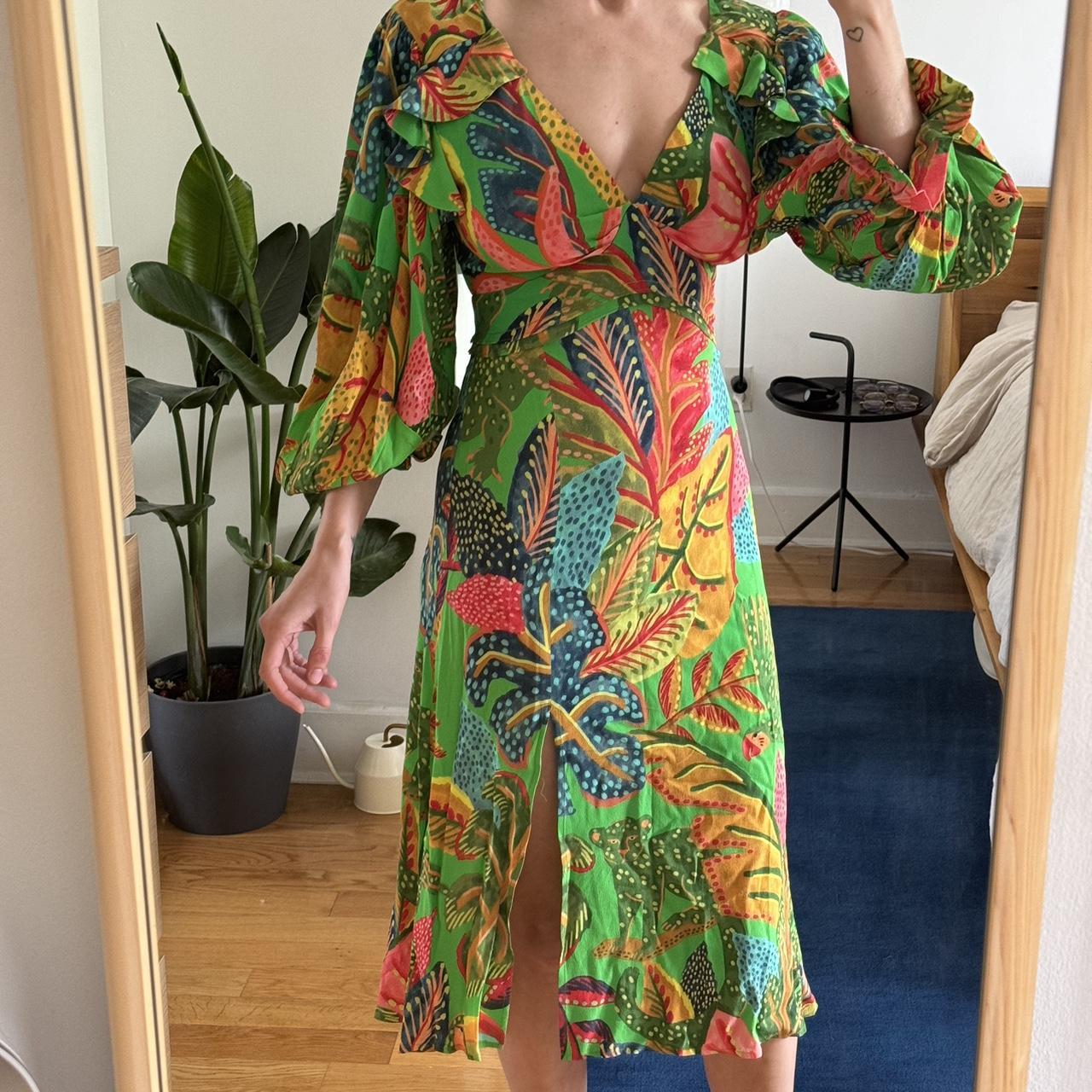 Farm Rio Forest Dream Midi Dress 🌿 Never worn, still... - Depop