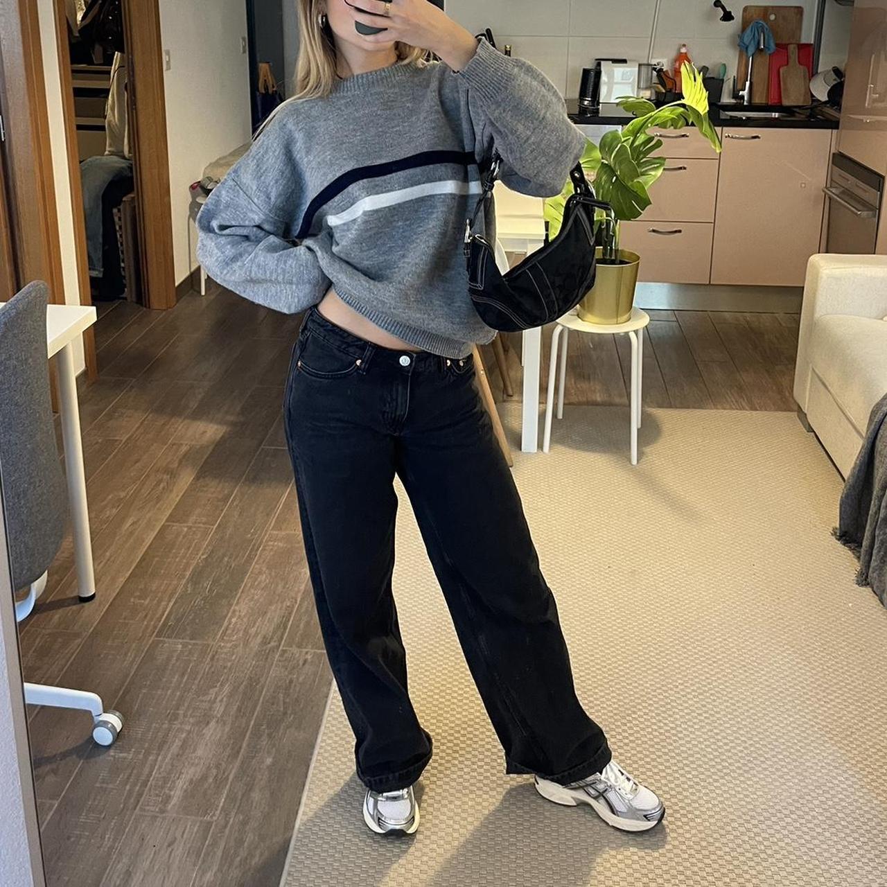 SUPER WARM VINTAGE GREY SWEATER🩶 SIZE S (I’m 165cm... - Depop