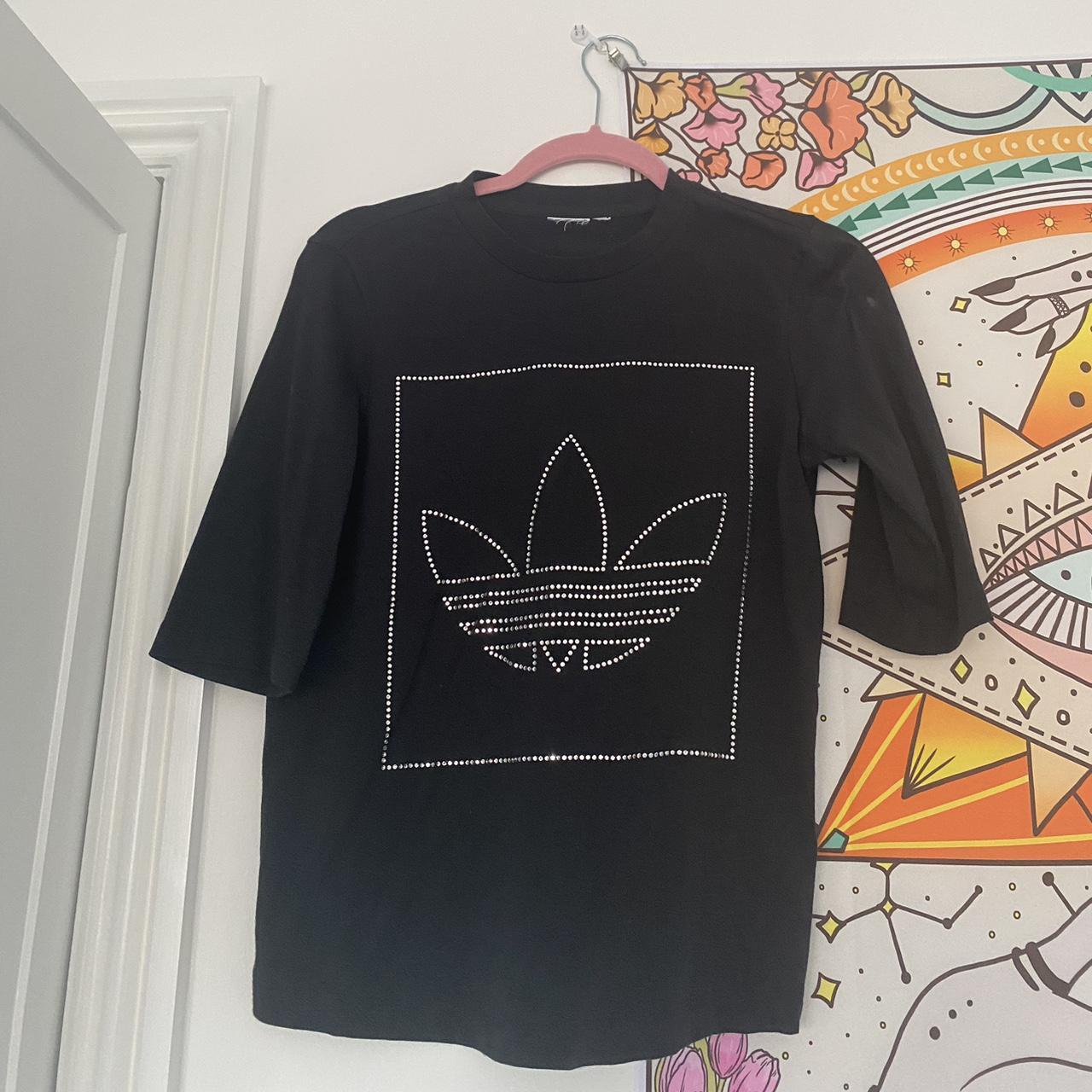 Retro Adidas rhinestone cropped tee 🖤 size uk6 and... - Depop