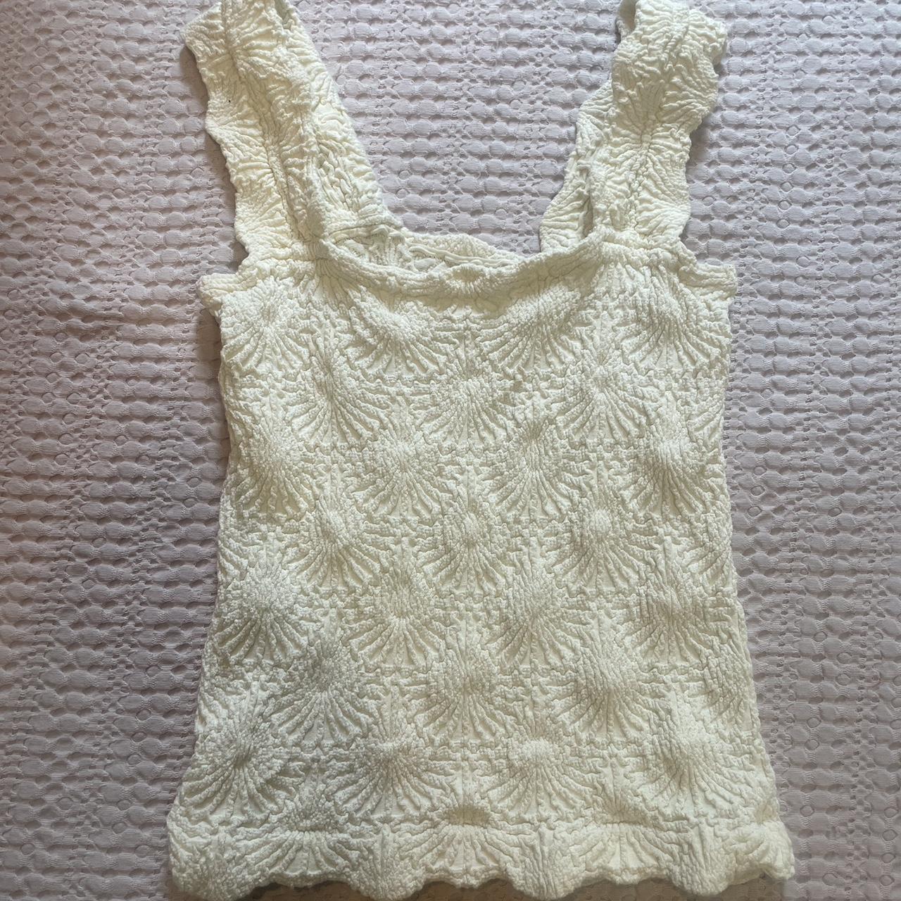 free people cream colored floral tank/crop top.... - Depop