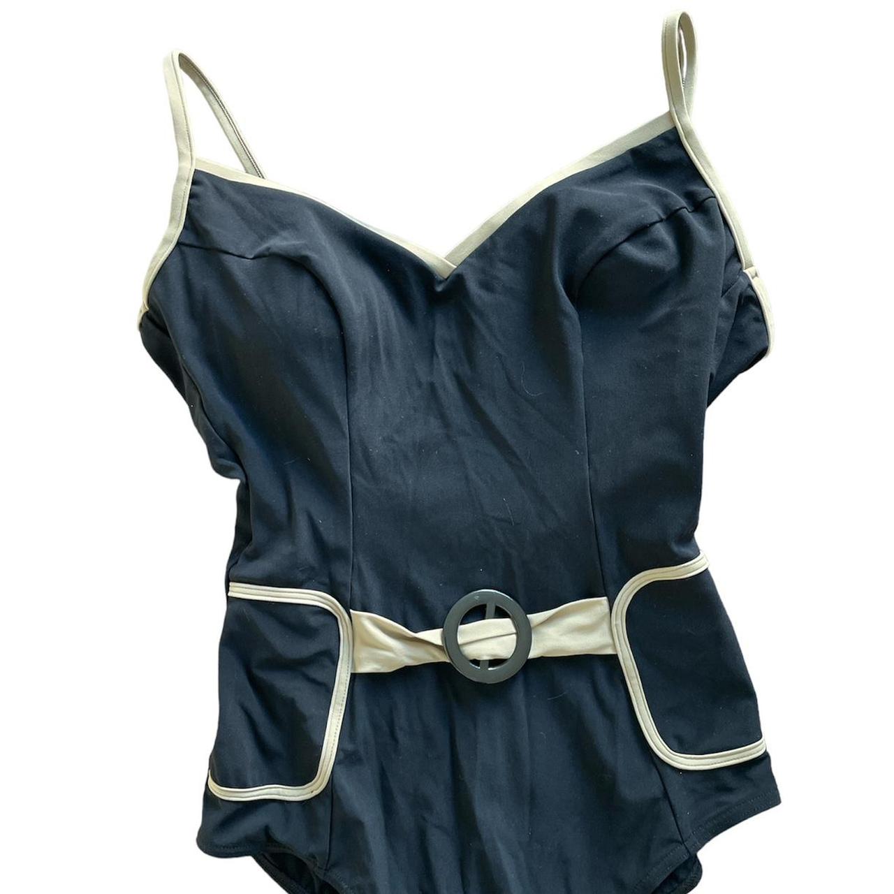 One piece bathing suit B cup build in bra Size... - Depop