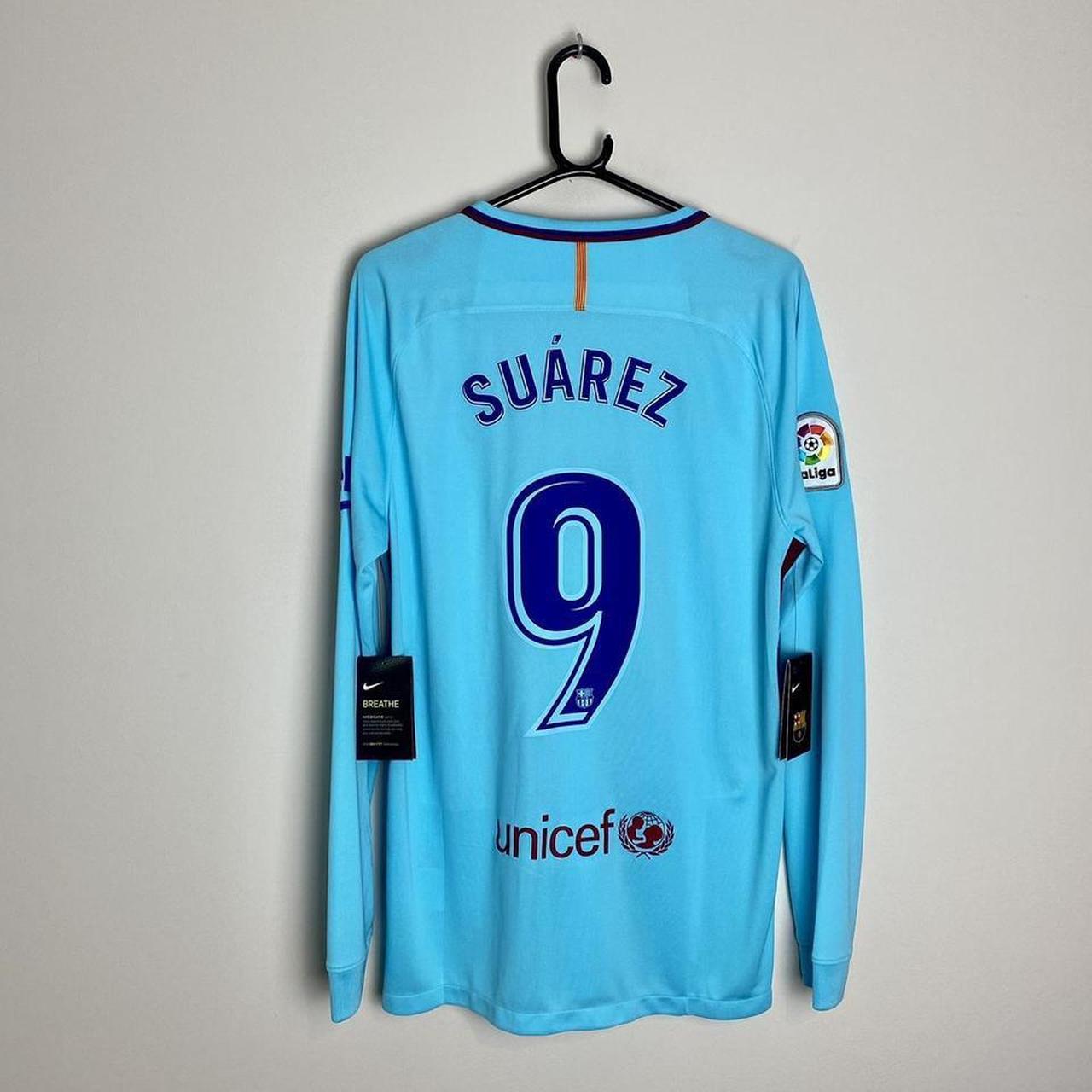 SUAREZ 9 Barcelona Football Shirt BNWT Long Sleeve... - Depop