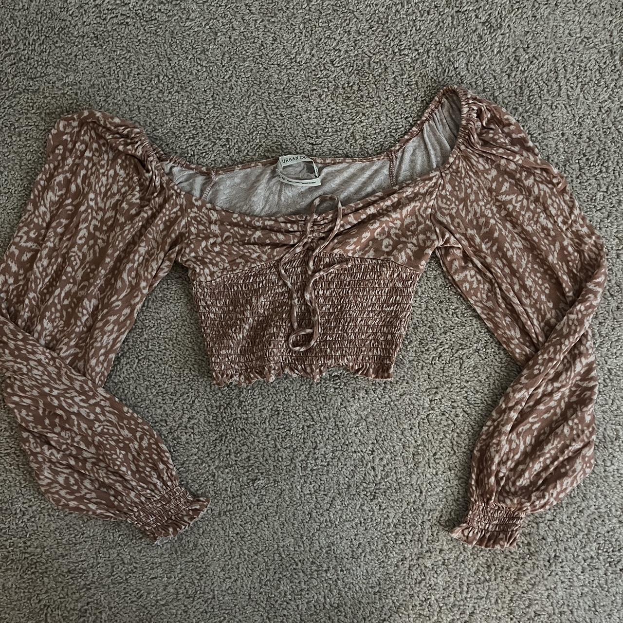 super cute cheetah printed urban outfitters top 🩷... - Depop