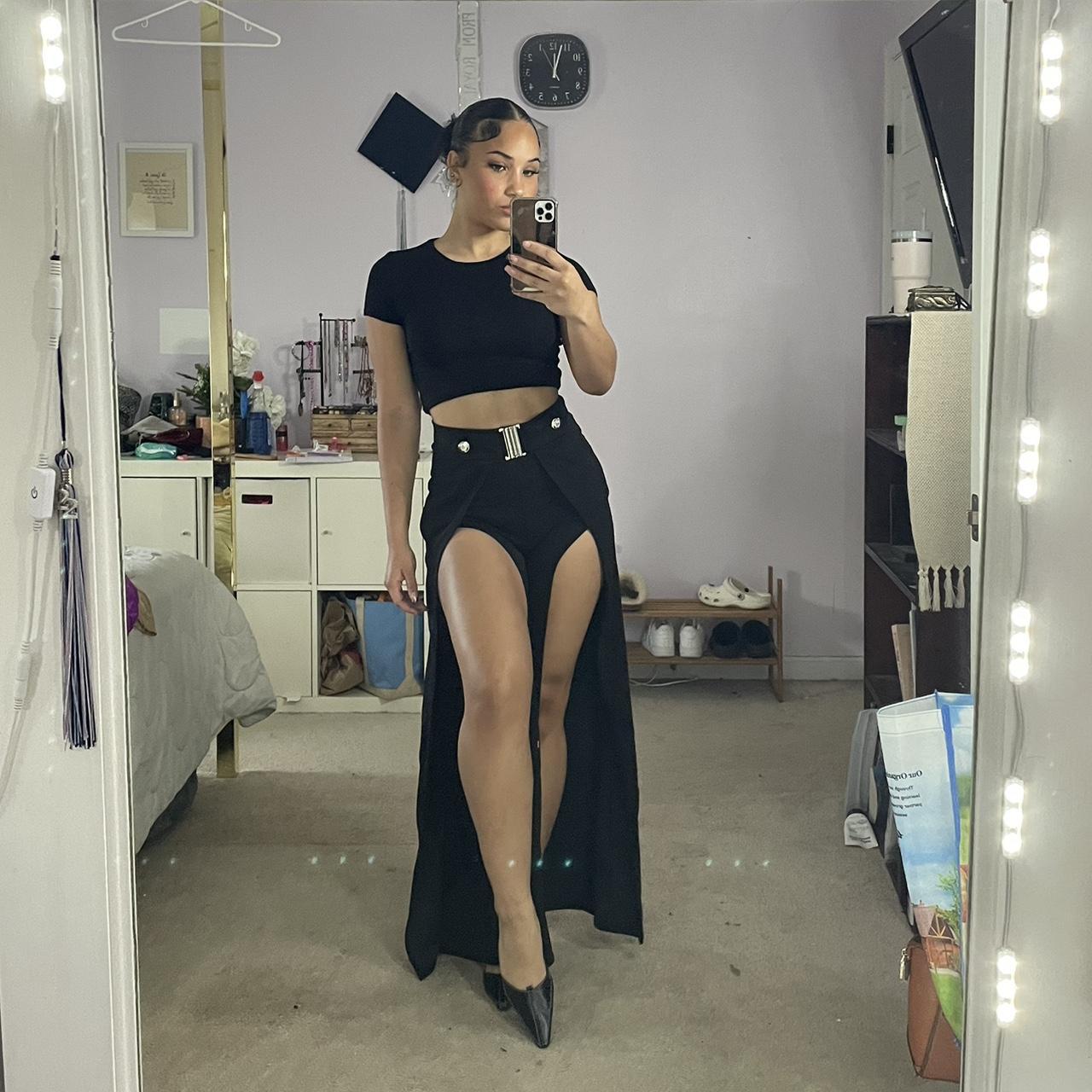 Open front pants, never worn. - Depop