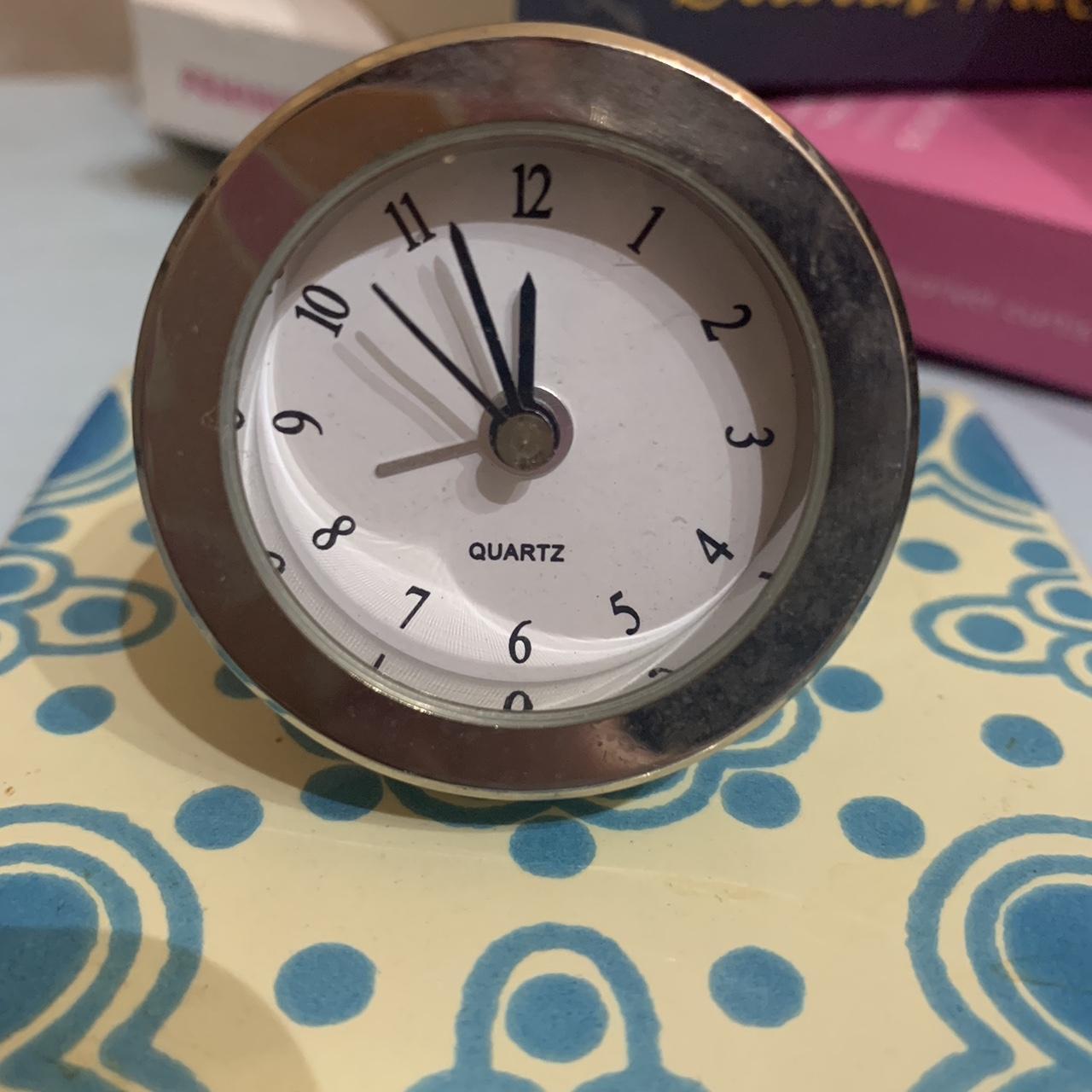Cute vintage bedside clock alarm - Depop