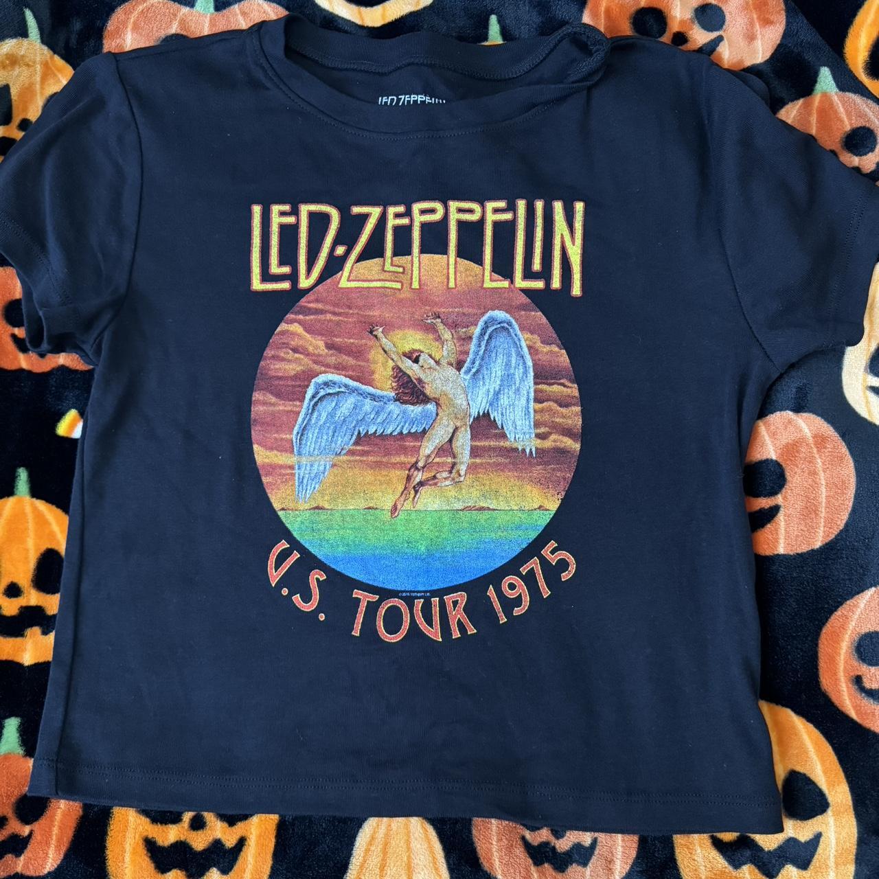 Led Zeppelin baby tee - a cute and casual crop... - Depop