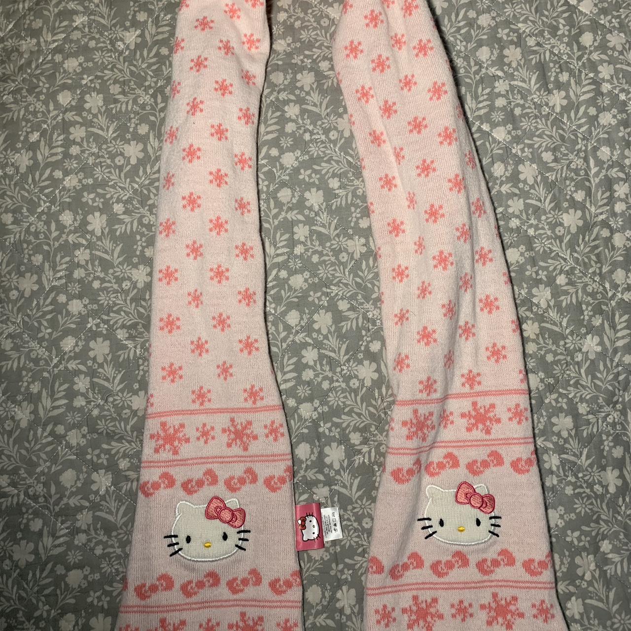 Kids Hello Kitty scarf 💕 so freakin cute just don’t... - Depop