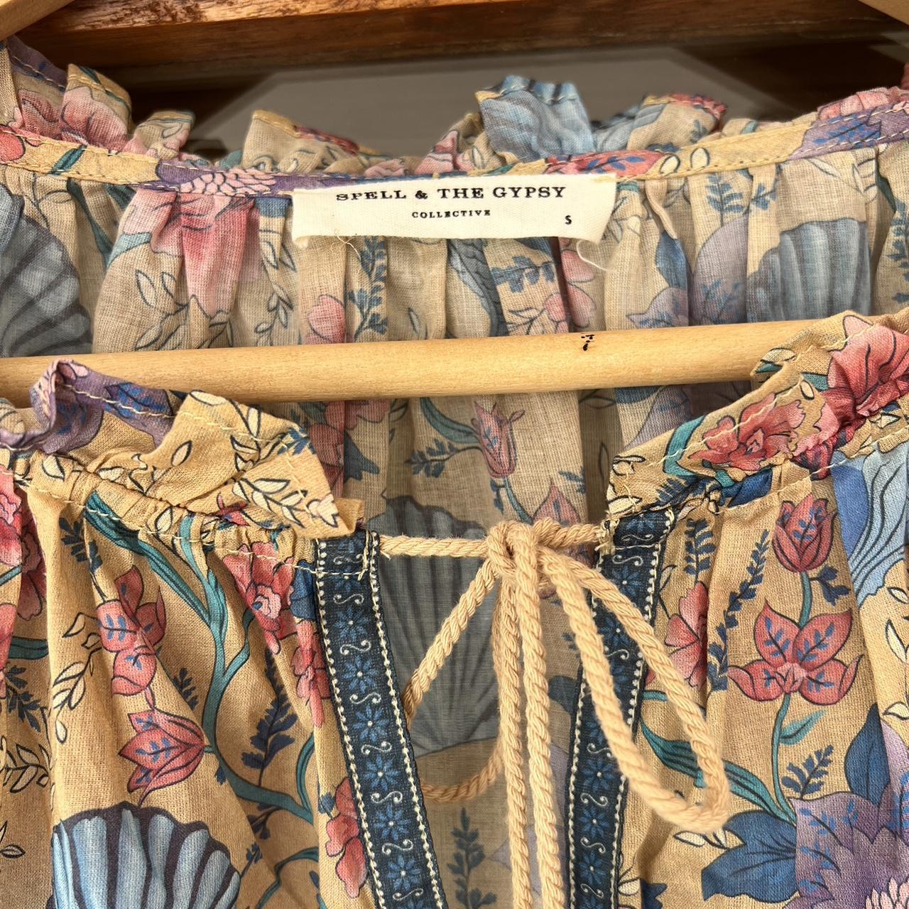 Spell seashell blouse size S As new condition - Depop