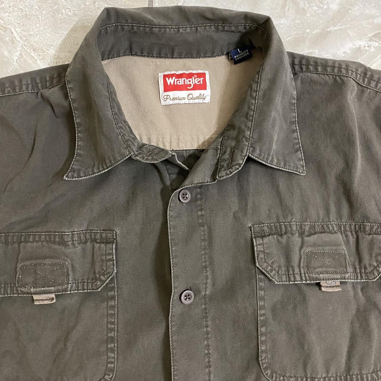 Wrangler button up. Really nice summer piece. Great... - Depop