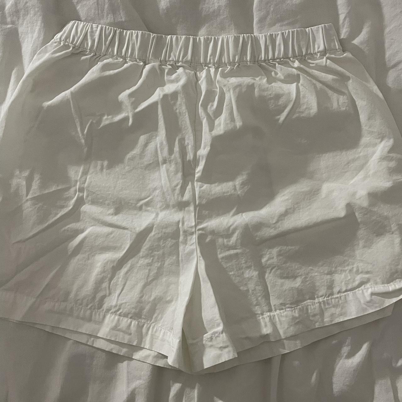 Aritzia, Wilfred Free Shorts. Color White. Size S.... - Depop