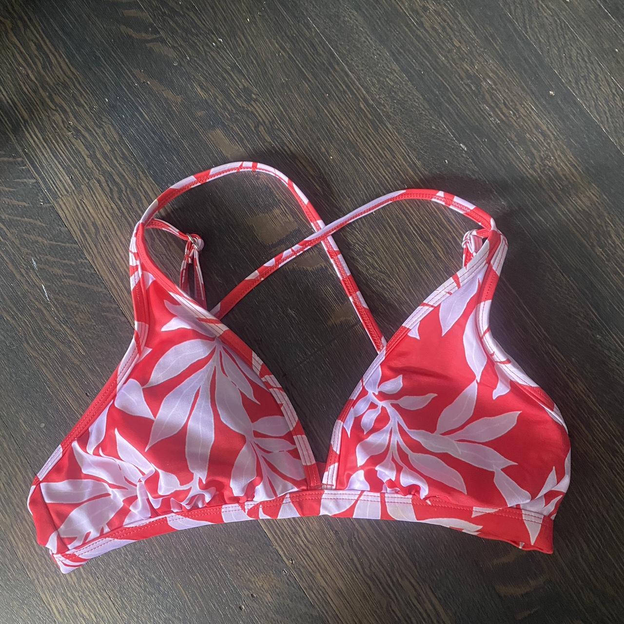 Target Women's White and Pink Bikini-and-tankini-tops | Depop