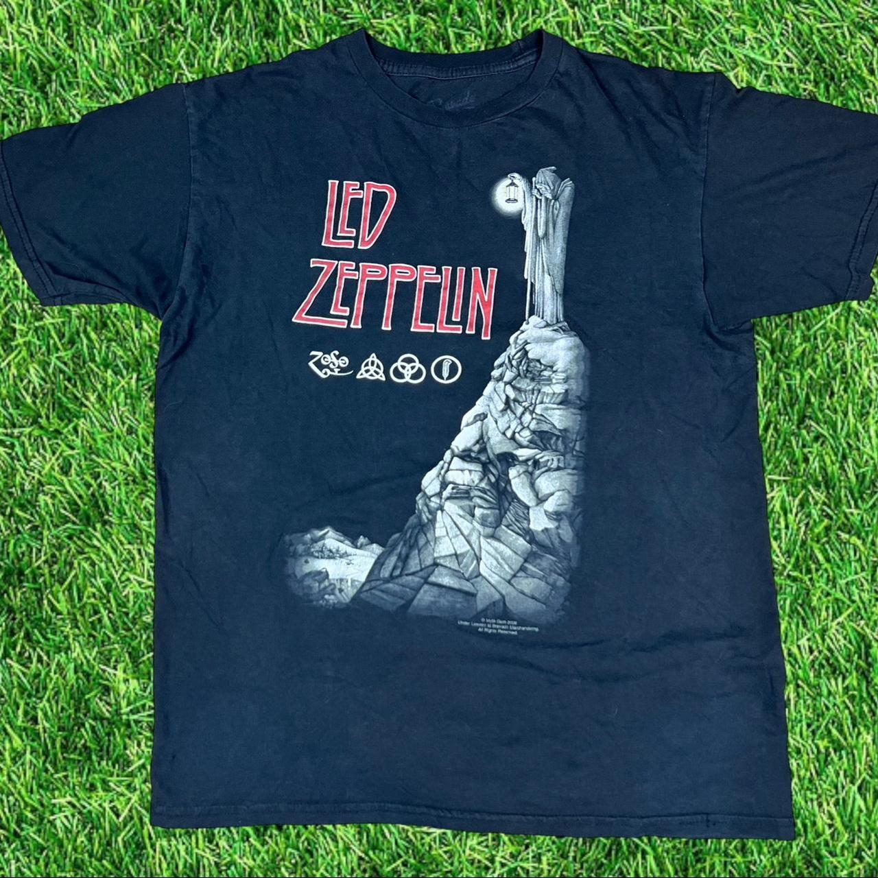 2005 Led Zeppelin Tour Wizard Shirt In good... - Depop