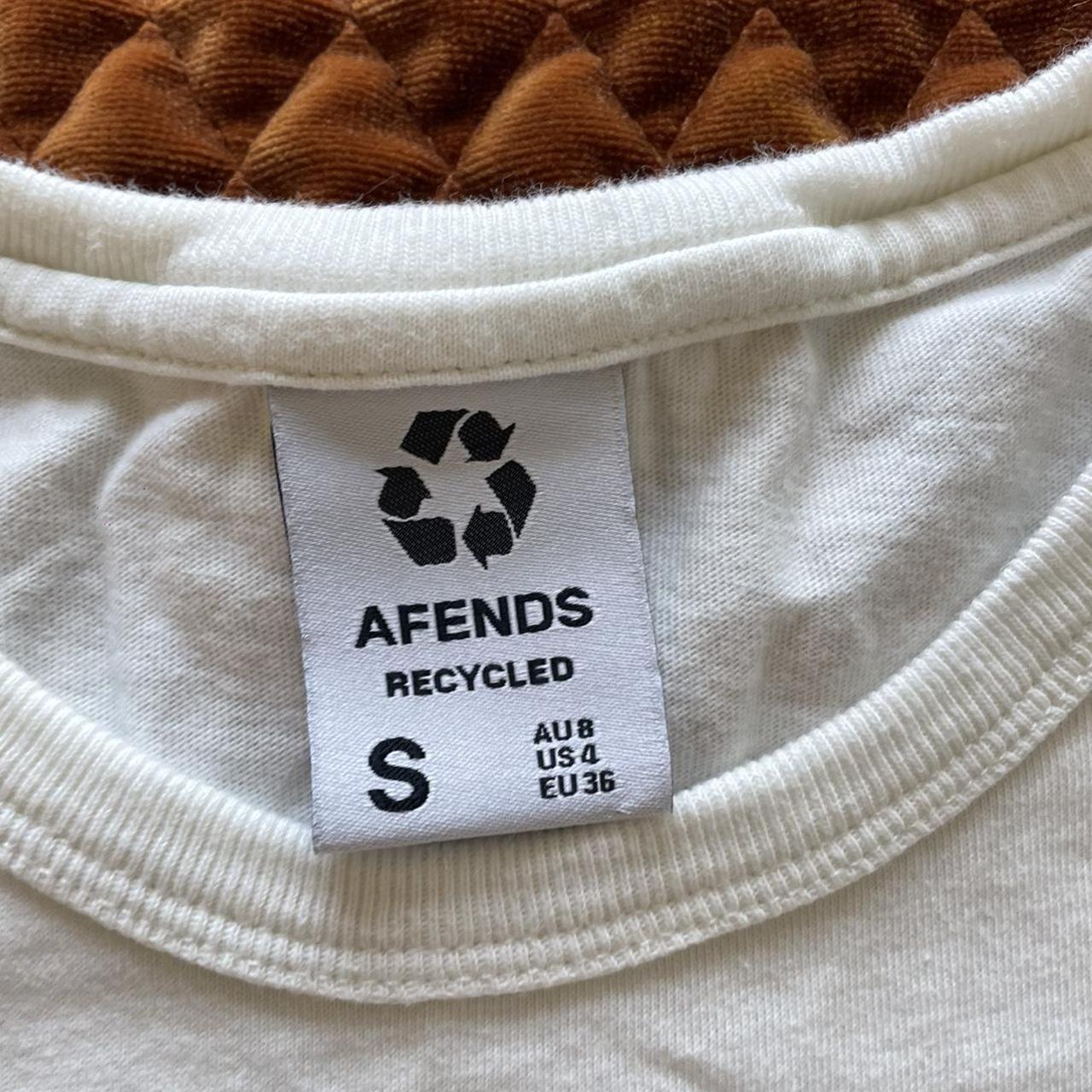 Afends baby tee only worn once! Australian brand... - Depop