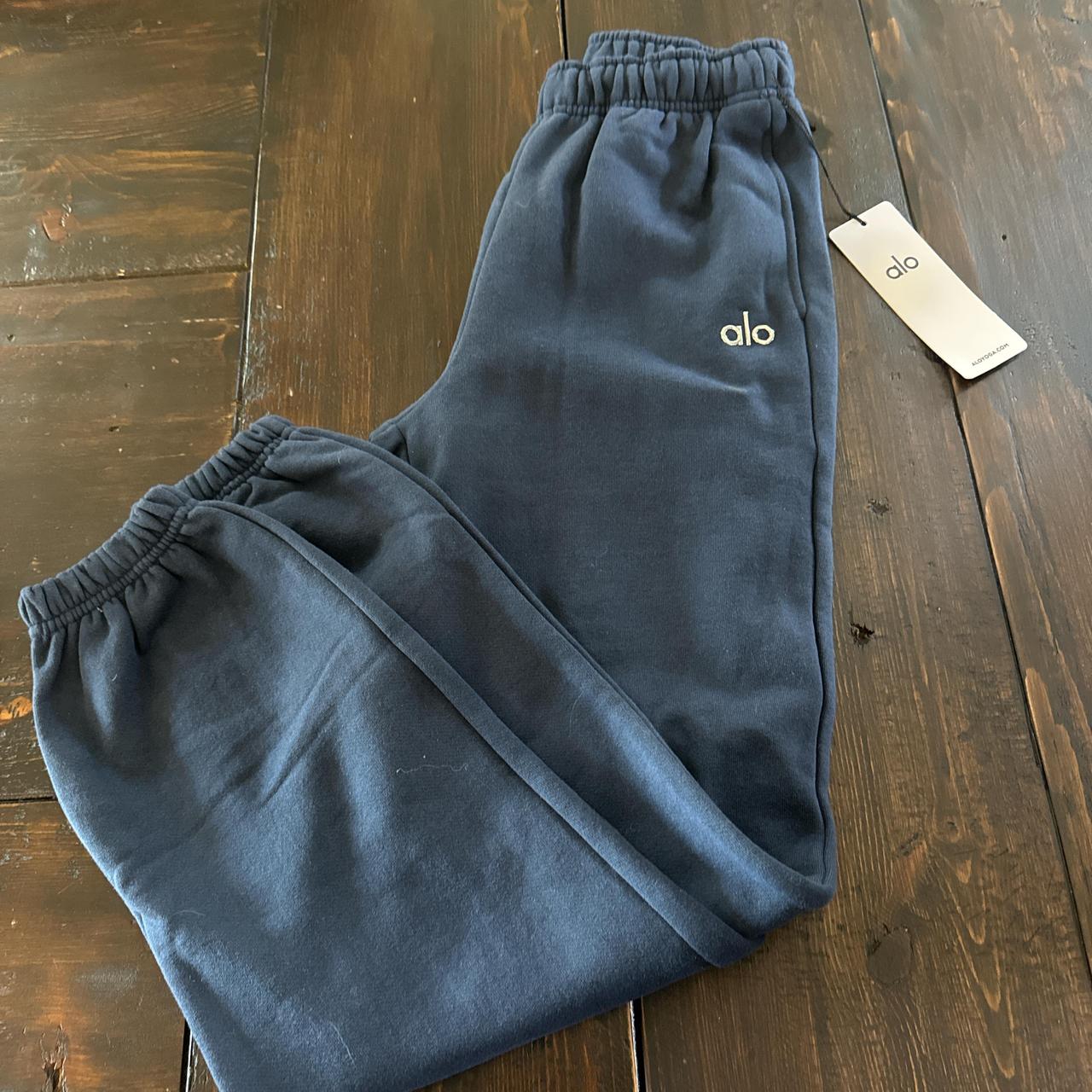 Alo Accolade Sweatpants NWT Navy Blue XS | Depop