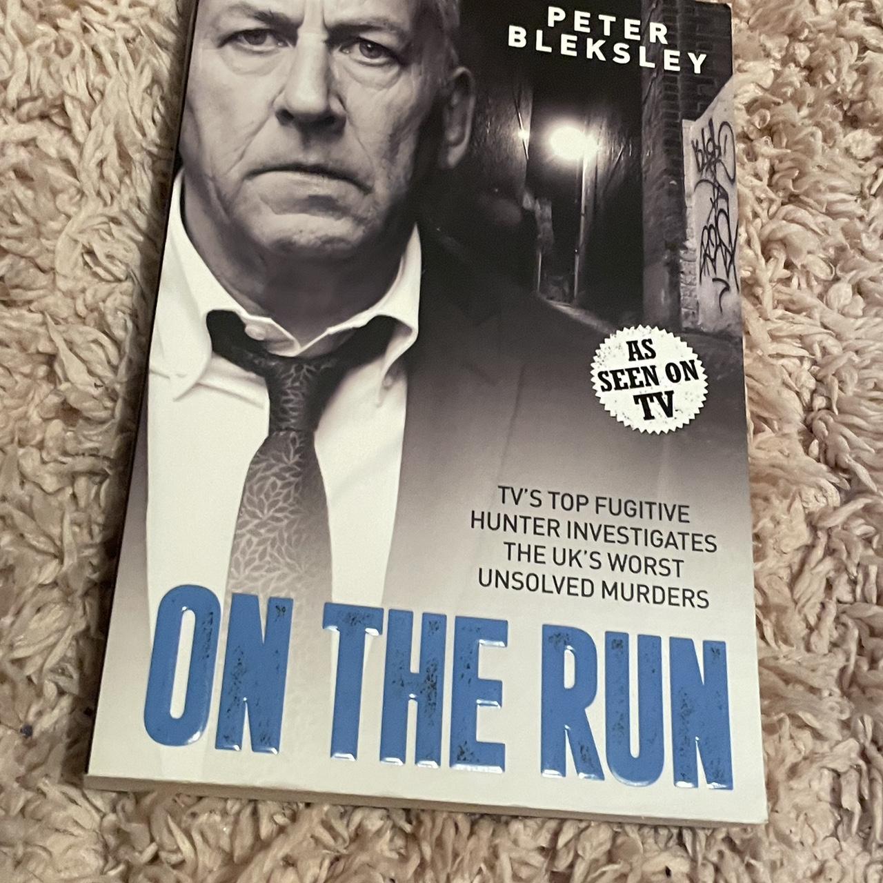 On the run true crime book - Depop