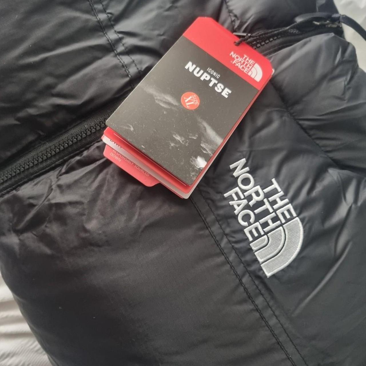Northface puffa - Depop