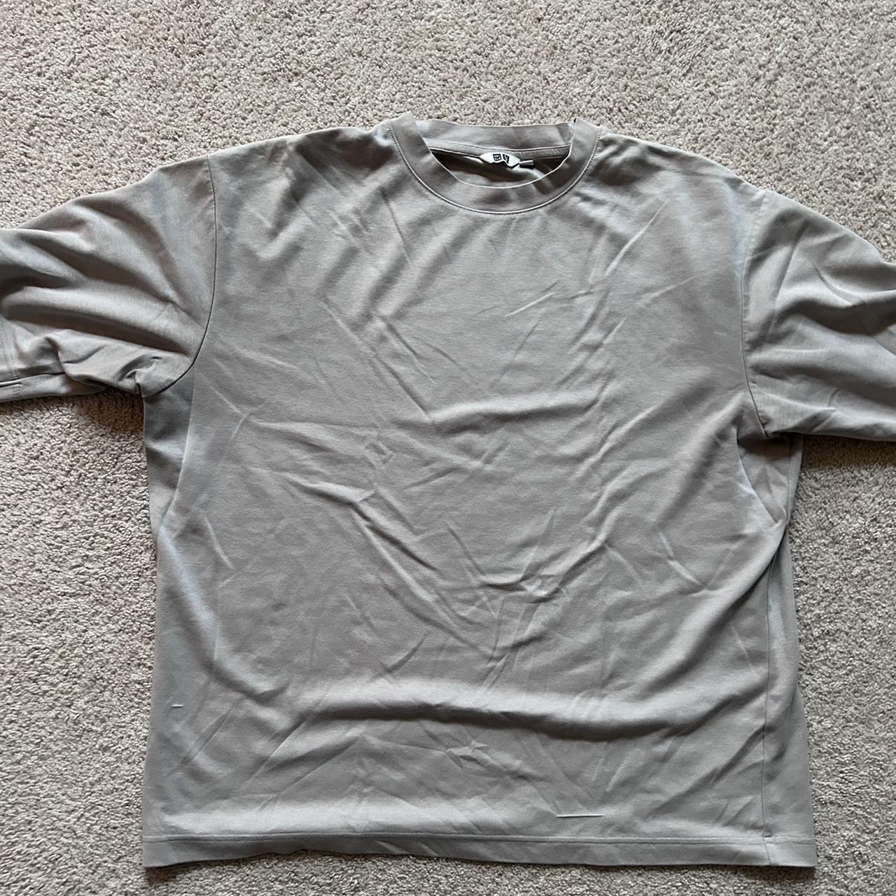 Beige Uniqlo dri-fit boxy tee XL - Depop