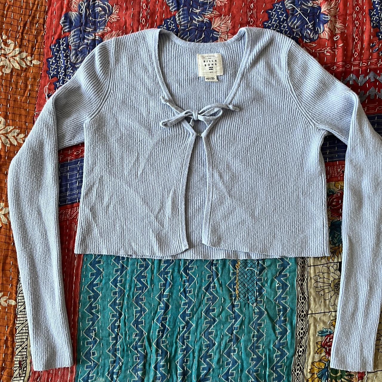 super soft cropped Billabong sweater—ties in the... - Depop