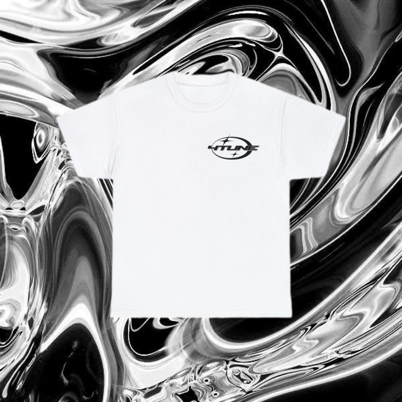 4TUNE GRAPHIC TSHIRT 💫 y2k graphic tshirt, perfect... - Depop