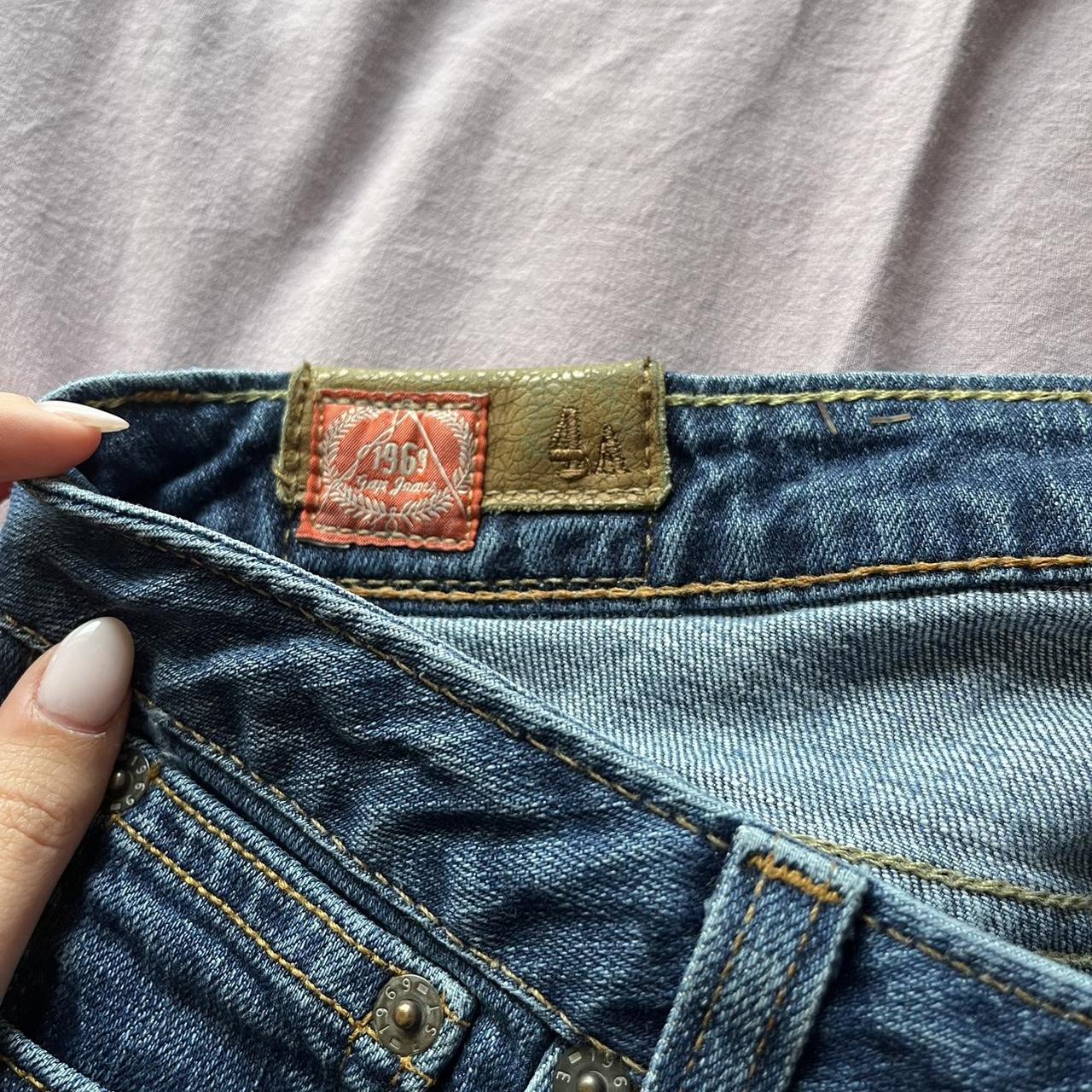 2000’s dark wash Gap low rise jeans! These jeans... - Depop