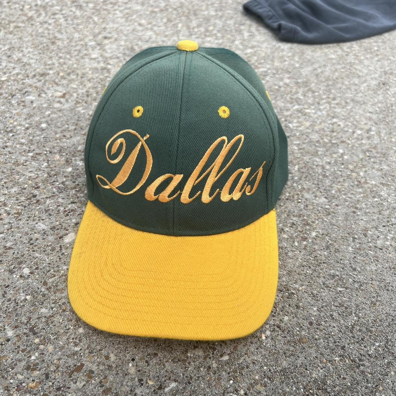 Vintage Dallas Strapback •Great Condition ... - Depop